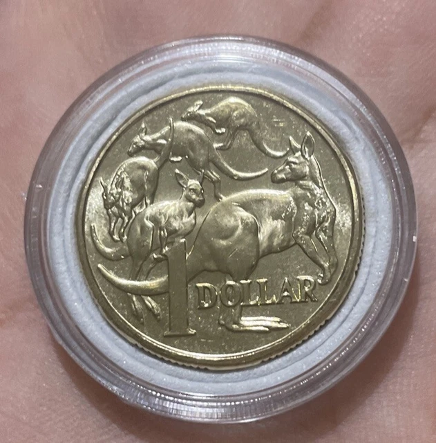 2023 AUSTRALIAN ONE Dollar $1 coin KING CHARLES - MOB OF ROOS - UNC $3.00 - PicClick AU