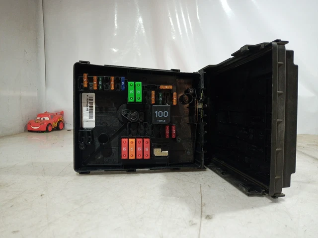 1K0937125A CAJA RELES / Fusibles / 1K0937125 / 1K0937125A / 800144 Para ...