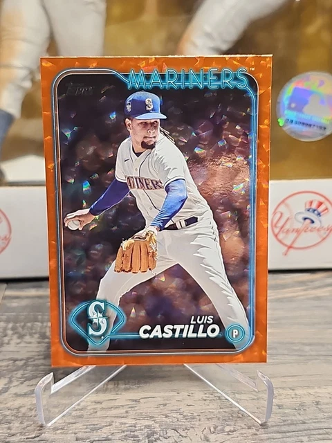 2024 TOPPS SERIES Luis Castillo Lamina Crackizzata Arancione */299 ...