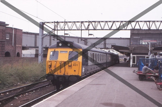 RAILWAY LOCOMOTIVE 35MM Slide – Class 304 Emu At Stratford Station 1985 ...