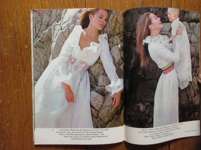 '68 TV GUIDE(LEIGH TAYLOR-YOUNG/DACK RAMBO/RAQUEL WELCH/DIANA HYLAND ...