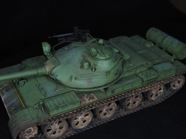 1/35 RUSSIAN T-62A Model Tank Kit Built And Painted EUR 57,45 - PicClick DE