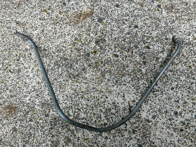 HOLDEN 186S HR,HK,HT,HG Fuel Inlet Line Pipe Fuel Pump to WW Stromberg ...