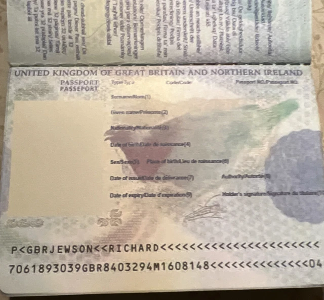 ENGLAND - BRITISH - PASSPORT SIMULATION-PROP - Full COLOR - Passport ...