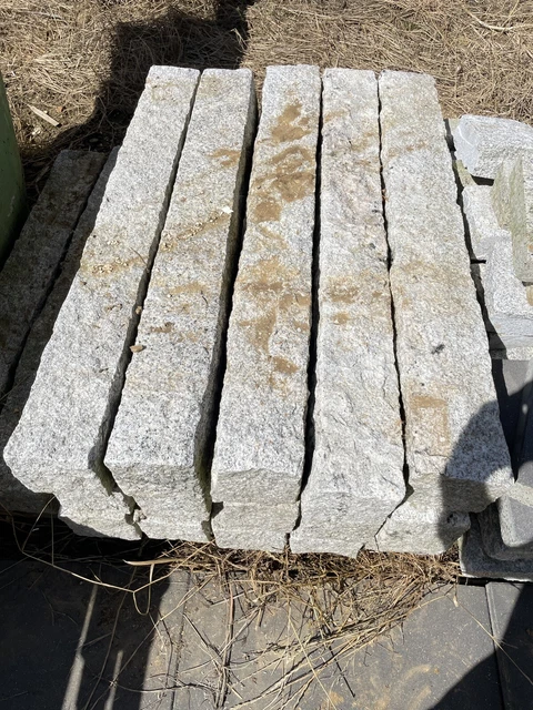 GRANITSTELEN GRANIT STELEN Granit Randsteine Mauerstelen Mauer EUR 16 ...