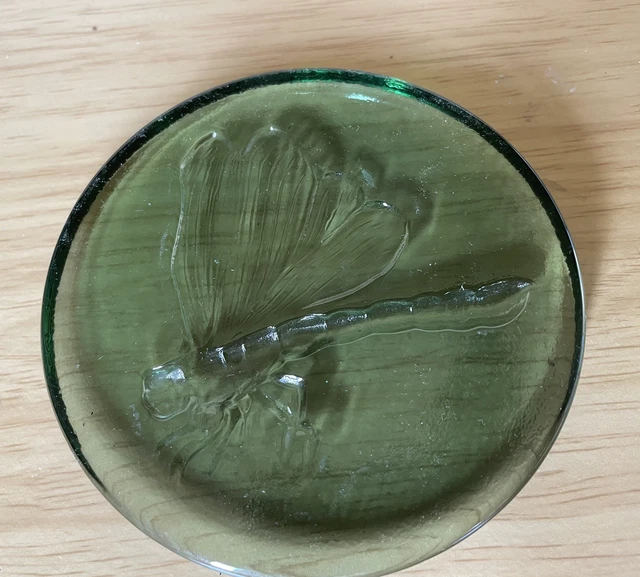 GREEN GLASS PAPERWEIGHT/COASTER With A Dragonfly Design Incorporated £ ...