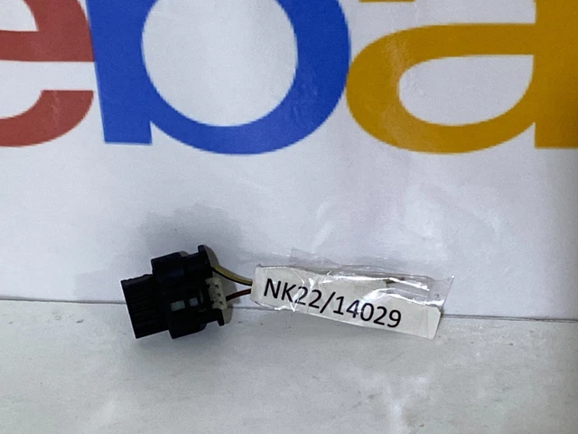 GENUINE MERCEDES BENZ Engine Wiring Loom Harness Plug Connector ...