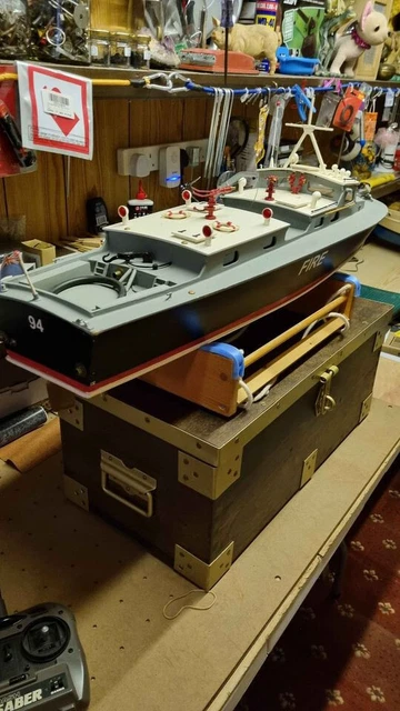 AEROKITS VINTAGE RAF vosper fire crash tender boat from the 60s £350.00 ...