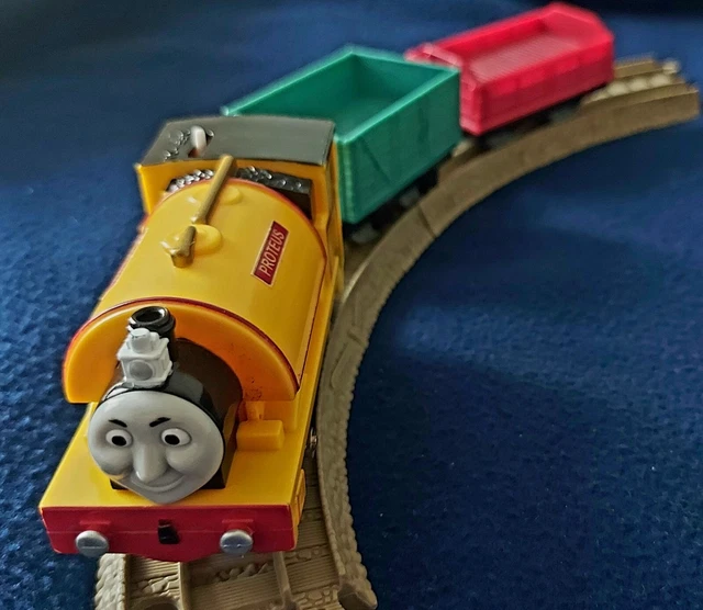 TRACKMASTER THOMAS AND Friends Proteus And Two Trucks £0.99 - PicClick UK