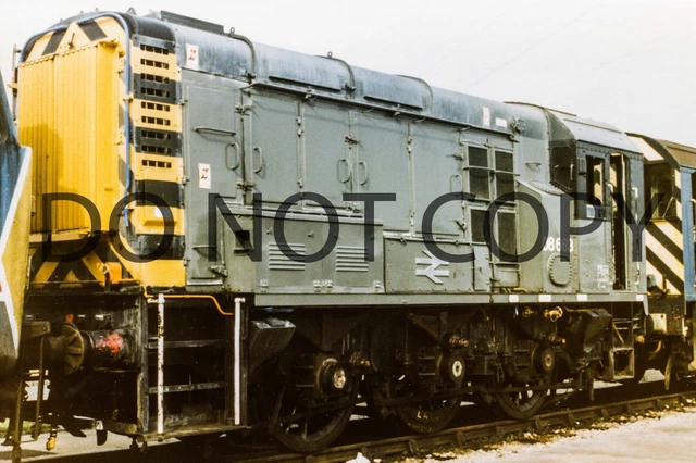 UK DIESEL TRAIN Railway Photograph Of Class 08 08663 Loco. Rm08-241 £1. ...