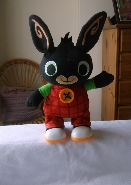 BING BUNNY INTERACTIVE Walking Talking Dancing Singing 13" Fisher Price ...
