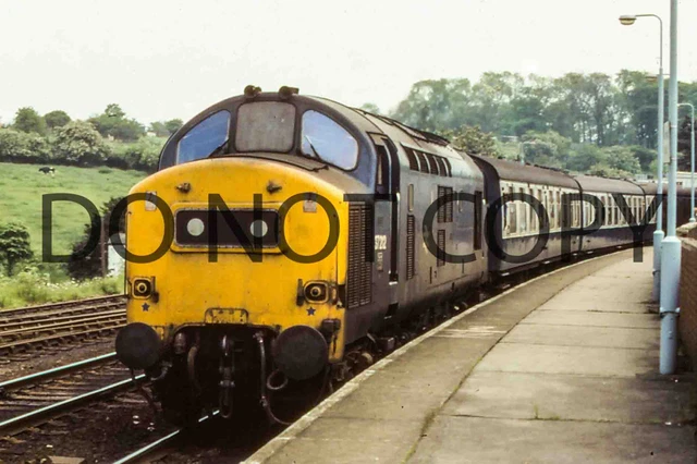UK DIESEL TRAIN Railway Photograph Of Class 37 Loco 37212. Rm37-718 £1. ...
