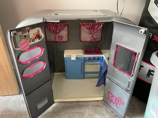 OUR GENERATION CAMPER Van / Rv ‘Seeing You’ Trailer Set - Silver - Vgc ...