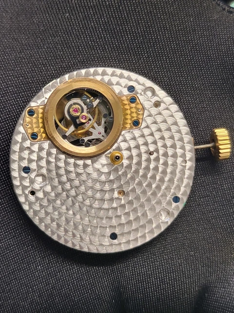 ZENITH MOVIMENTO TOURBILLON Calibro 4005 - Zenith Tourbillon Movement ...