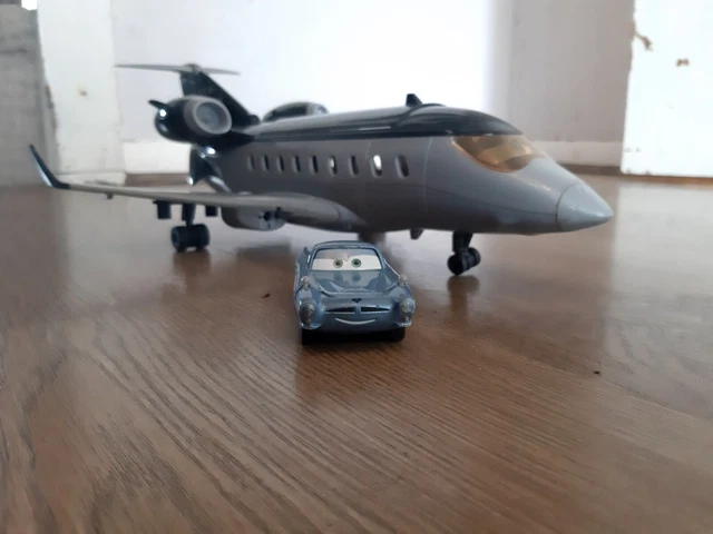 DISNEY PIXAR CARS 2: Siddeley Spy Plane Transporter (2011) and Finn ...
