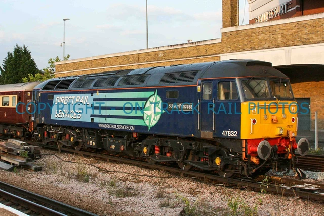 UK RAILWAY PHOTOGRAPH Of Class 47 47832. Rm47 (2486) £1.70 - PicClick UK