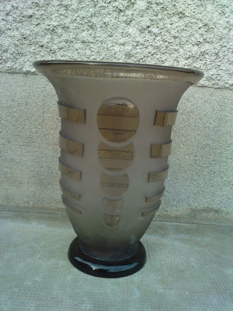 VASE VERRE FUMÉ art deco decor geometrique glass geometric daum Nancy ...