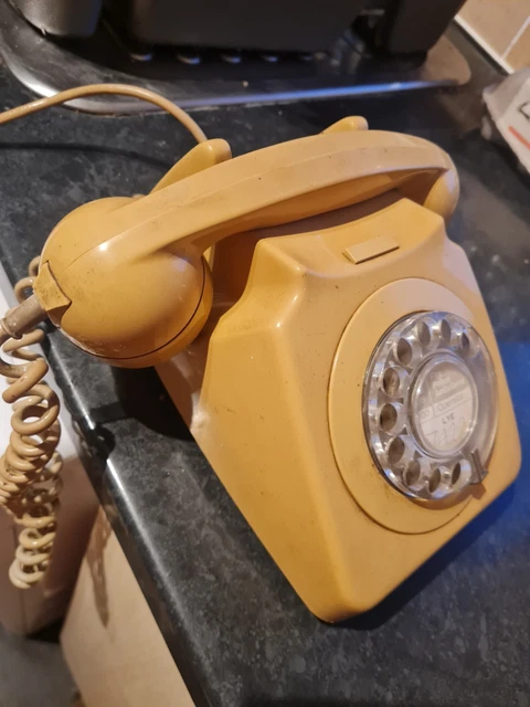 GENUINE VINTAGE OLD Style Rotary Dial Telephone, Yellow. Untested £17. ...