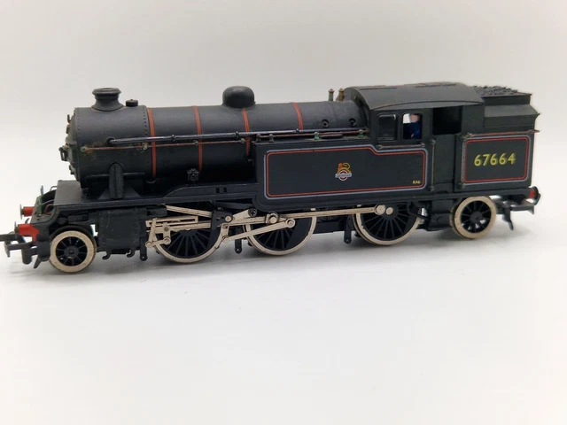 BACHMANN 31-602 EX-LNER V1 Tank loco in early BR Black, gd runner, no ...