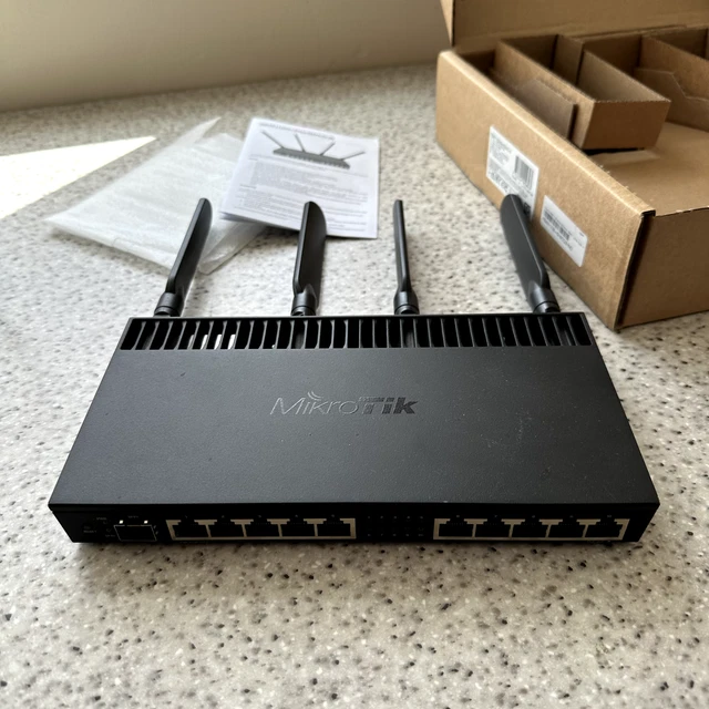 MIKROTIK ROUTERBOARD RB4011IGS+5HACQ2HND-IN License level 5 Wireless ...