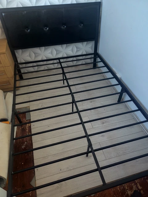 METAL BED FRAME Small Double Black £47.50 - PicClick UK