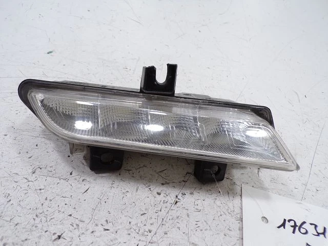 FEU DIURNE AVANT DROIT 266000411R RENAULT CLIO 4 phase 1 (07/2012 12/ ...