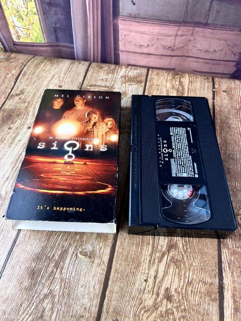SIGNS VHS MOVIE Mel Gibson M. Night Shyamalan £9.66 - PicClick UK