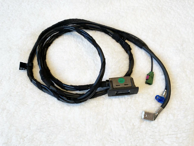 MERCEDES C E Class Media Interface Cable Wiring Harness A2048205015 ...