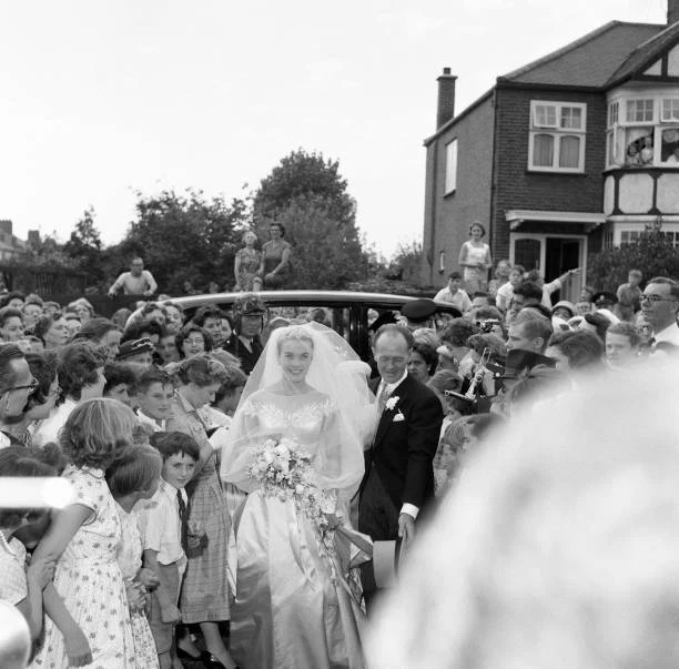 British Actress And Model Shirley Eaton 1950s 60s 29 Old Film Star Photo Eur 666 Picclick Fr