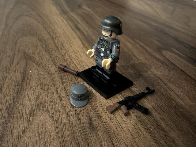 LEGO GERMAN SOLDIER World War 2 SS Panzer Grenadier Denmark £5.91 ...