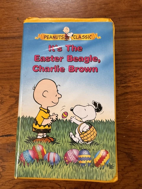 ITS THE EASTER Beagle, Charlie Brown (VHS, 1997, Yellow Clamshell) $7. ...
