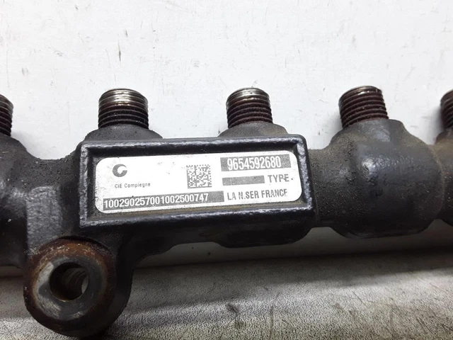 VOLVO V50 2009 Diesel fuel rail line pipe 9655465480 LGI74033 £29.99 ...