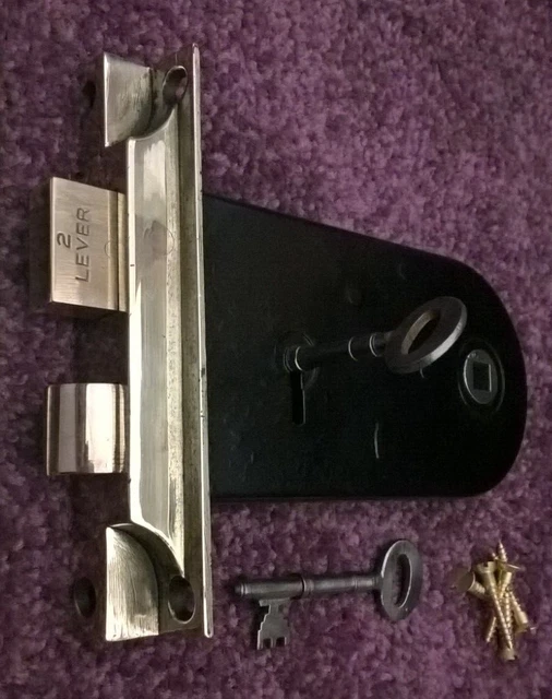 OLD HORIZONTAL MORTICE Lock Rebate Fit YALE 2 Lever Has 2 Keys RIGHT ...
