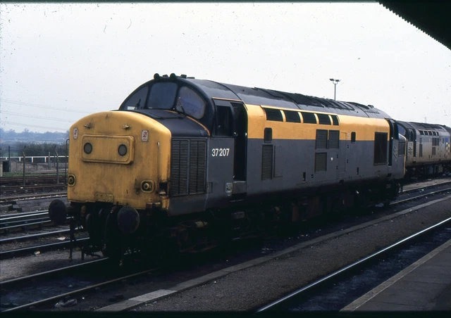 ORIGINAL RAILWAY SLIDE of Class 37207 at Didcot(339) £3.50 - PicClick UK