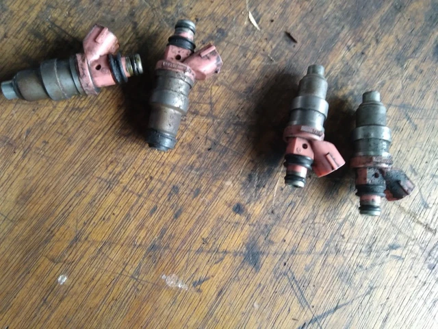 TOYOTA MR2 FUEL INJECTOR X4 aw11 MK1 1984-1989 4AGE £20.00 - PicClick UK
