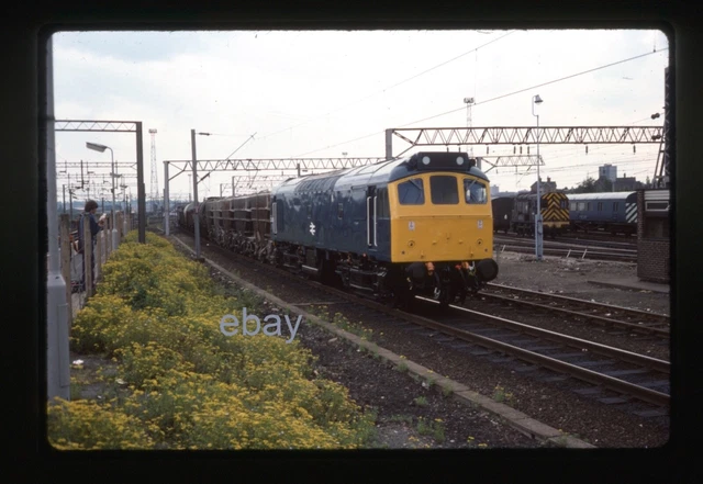 ORIGINAL 35MM SLIDE - Class 25 25262 ex works at Bescot on 9.6.77. £3. ...
