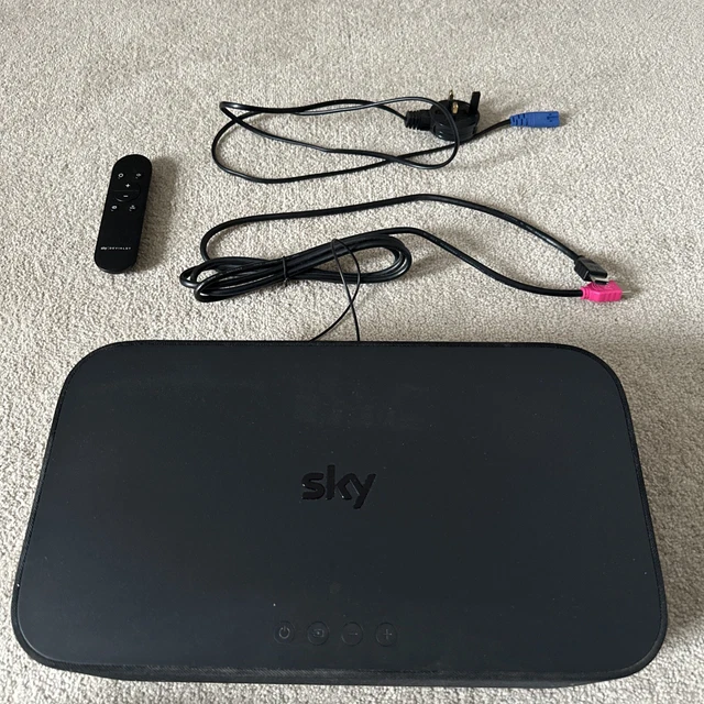 SKY DEVIALET DOLBY Digital Soundbox Speaker SB100 - with Remote £10.00 ...