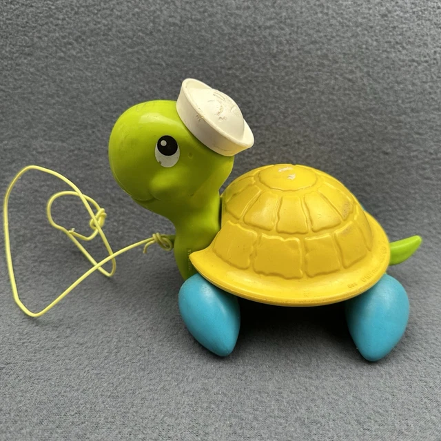 1977 VINTAGE FISHER Price Sea Turtle Pull Toy Tag Along Green Yellow ...