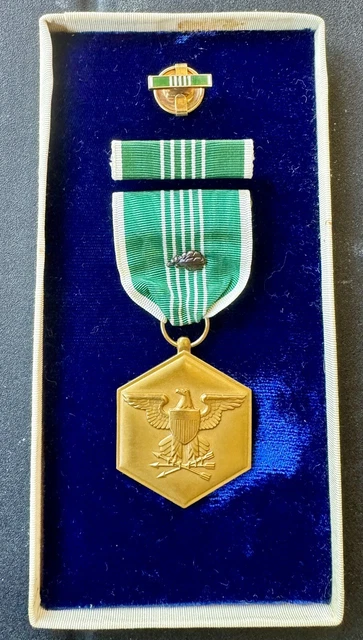 ARMY COMMENDATION MEDAL OLC Vintage With Ribbon And Lapel Pin $15.00 ...