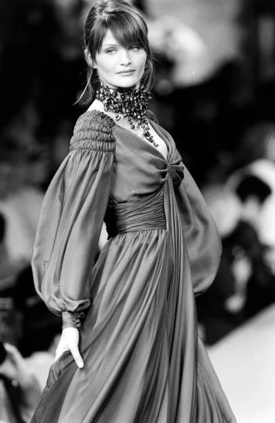 HELENA CHRISTENSEN MODEL in a Christian Lacroix fashion show 1993 Old ...