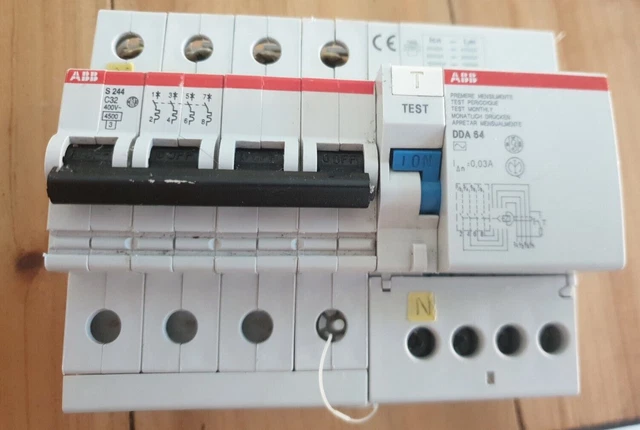 DISJONCTEUR DIFFÉRENTIEL TETRA ABB S244 32A 4P -C32 + DDA 64 30mA - Occasion EUR 44,00 - PicClick FR