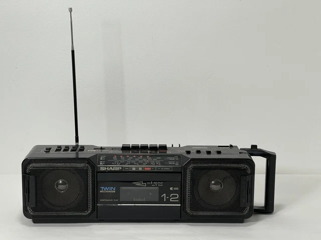 SHARP WQ-T282E STEREO RADIO CASSETTE RECORDER Japan Boombox Spares Prop ...
