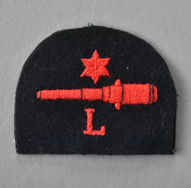 ROYAL NAVY/ROYAL MARINE Gun Layer 3rd Class WW2 Trade Badge/Patch £9.50 ...
