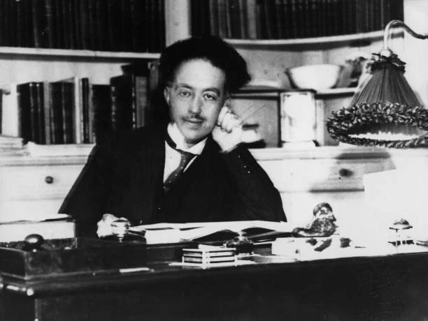 LOUIS DE BROGLIE winner of the 1929 Nobel Prize in Physics OLD PHOTO £5 ...