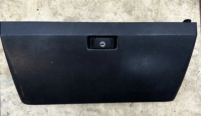 VOLKSWAGEN T25 T3 Glove Box VW Lid Catch Latch 252857101 Transporter £ ...