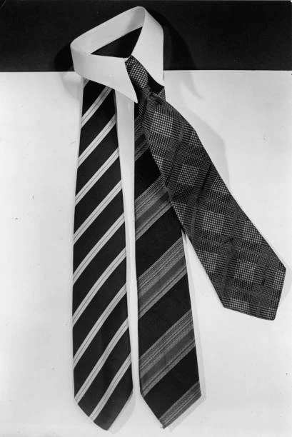 TIES PICTURE SHOWS an advertisement with three different ties 1930 Old ...