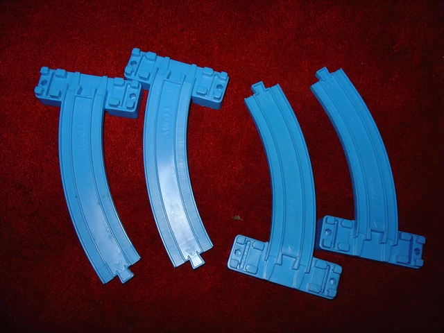 TOMY TRACKMASTER THOMAS The Tank Engine Huge Blue Track Job Lot 70 ...