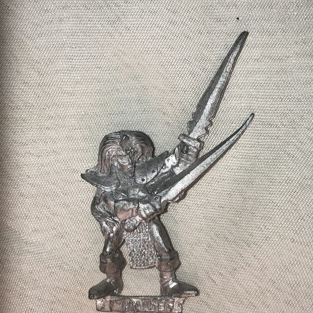 GAMES WORKSHOP WARHAMMER Marauder Dark Elf Witch Elves Metal Figure ...