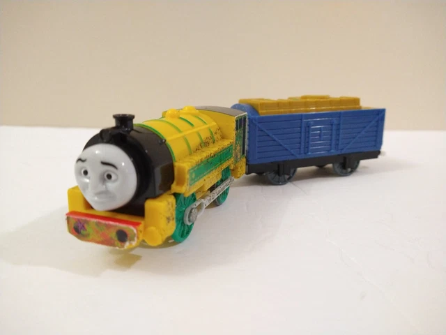 THOMAS THE TANK Engine & Friends TOMY TrackMaster Yellow Victor Mattel ...