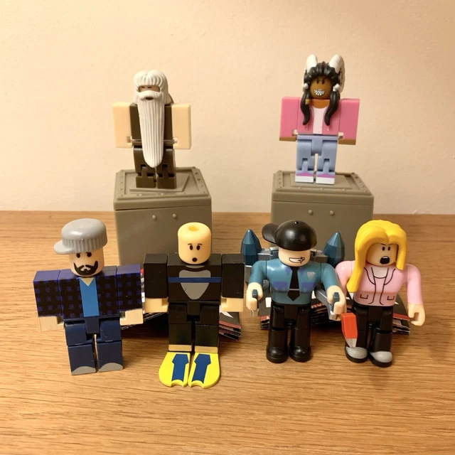 ROBLOX BUNDLE OF 6 Figures Some With Accessories £7.96 - PicClick UK